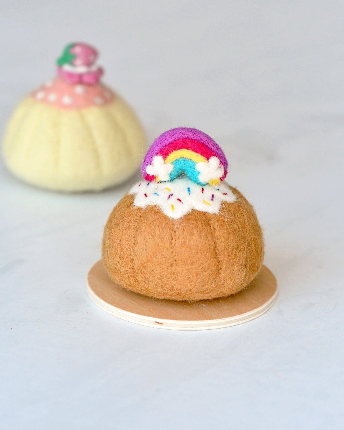 Felt Rainbow Bundt Cake with Icing – Tara Treasures
