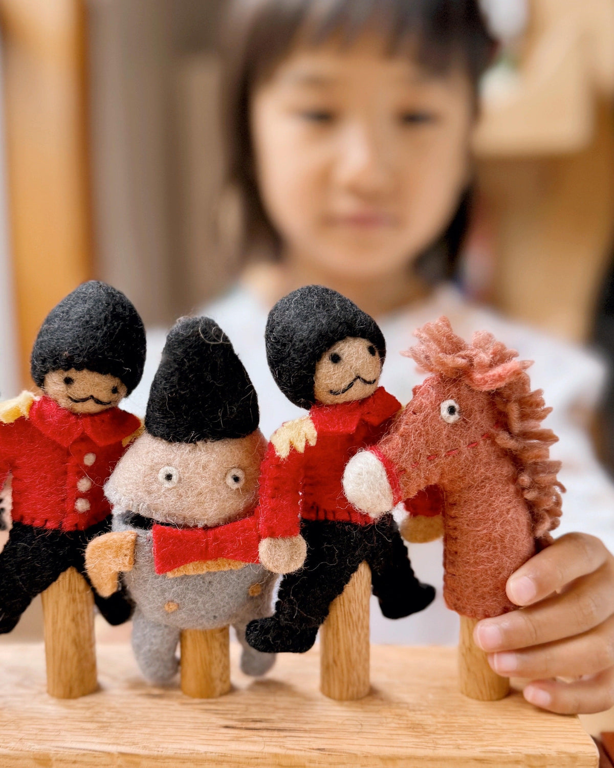 Humpty Dumpty Finger Puppet Set | Tara Treasures | Tara Treasures