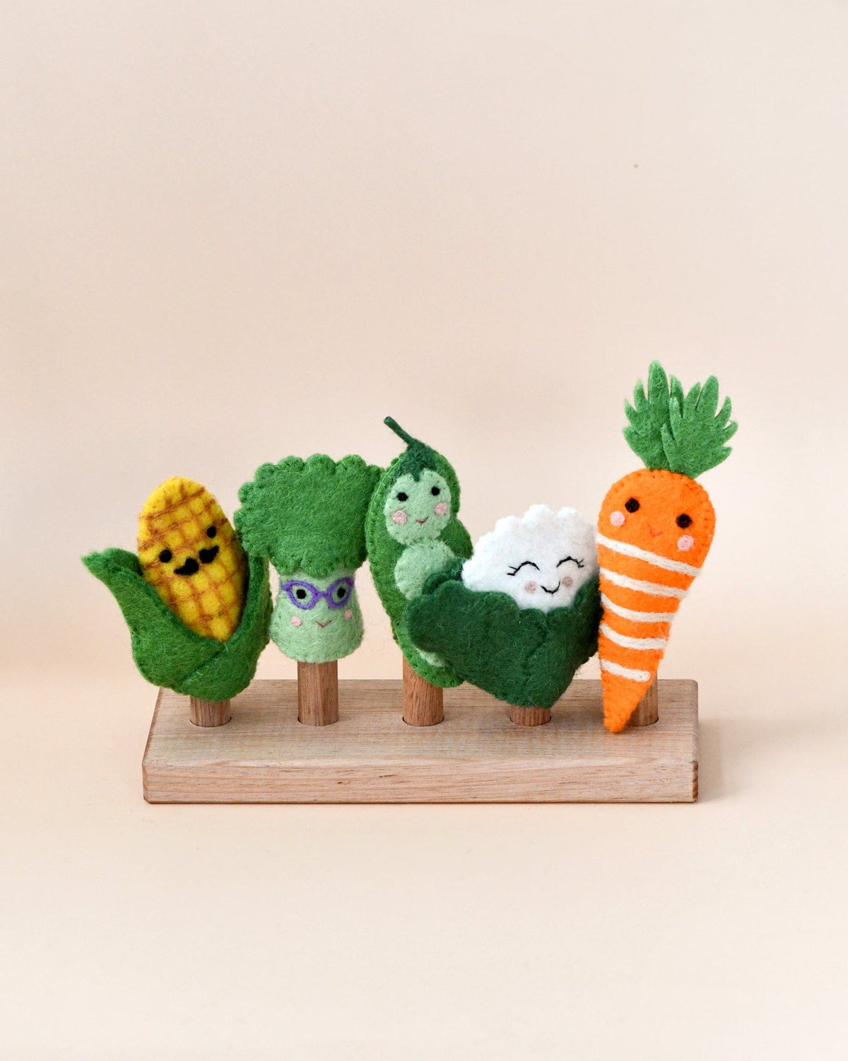 Felt Vegetables Finger Puppets Set | Tara Treasures