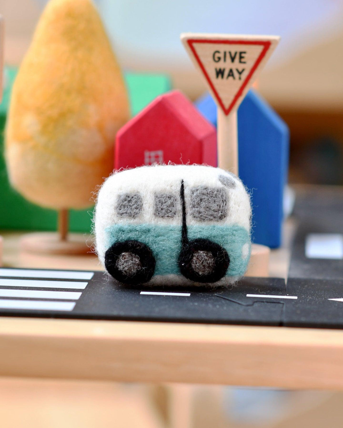 Felt Camper Van Toy – Tara Treasures