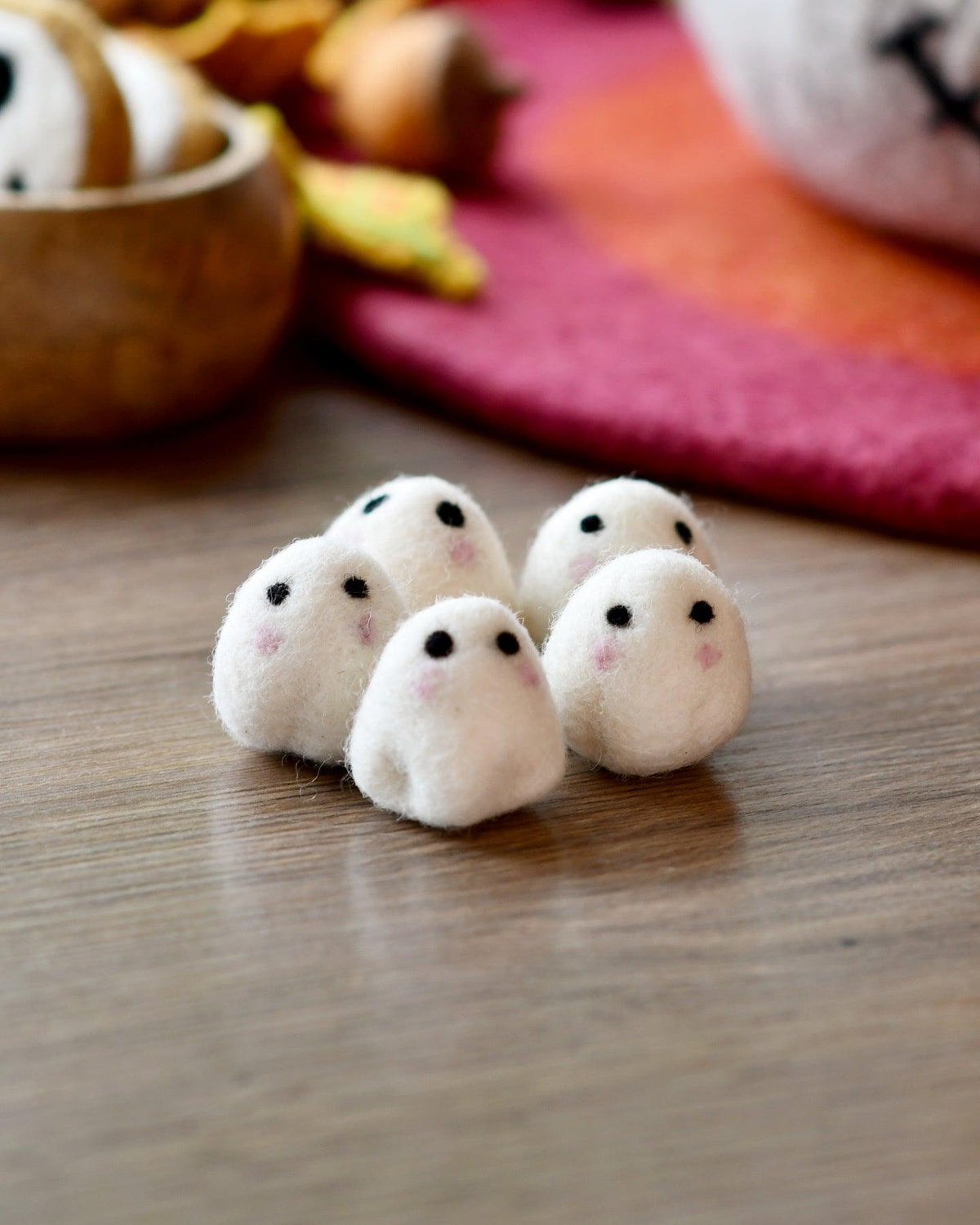 Felt Cute Ghosts Loose Parts - 5 Ghosts | Tara Treasures