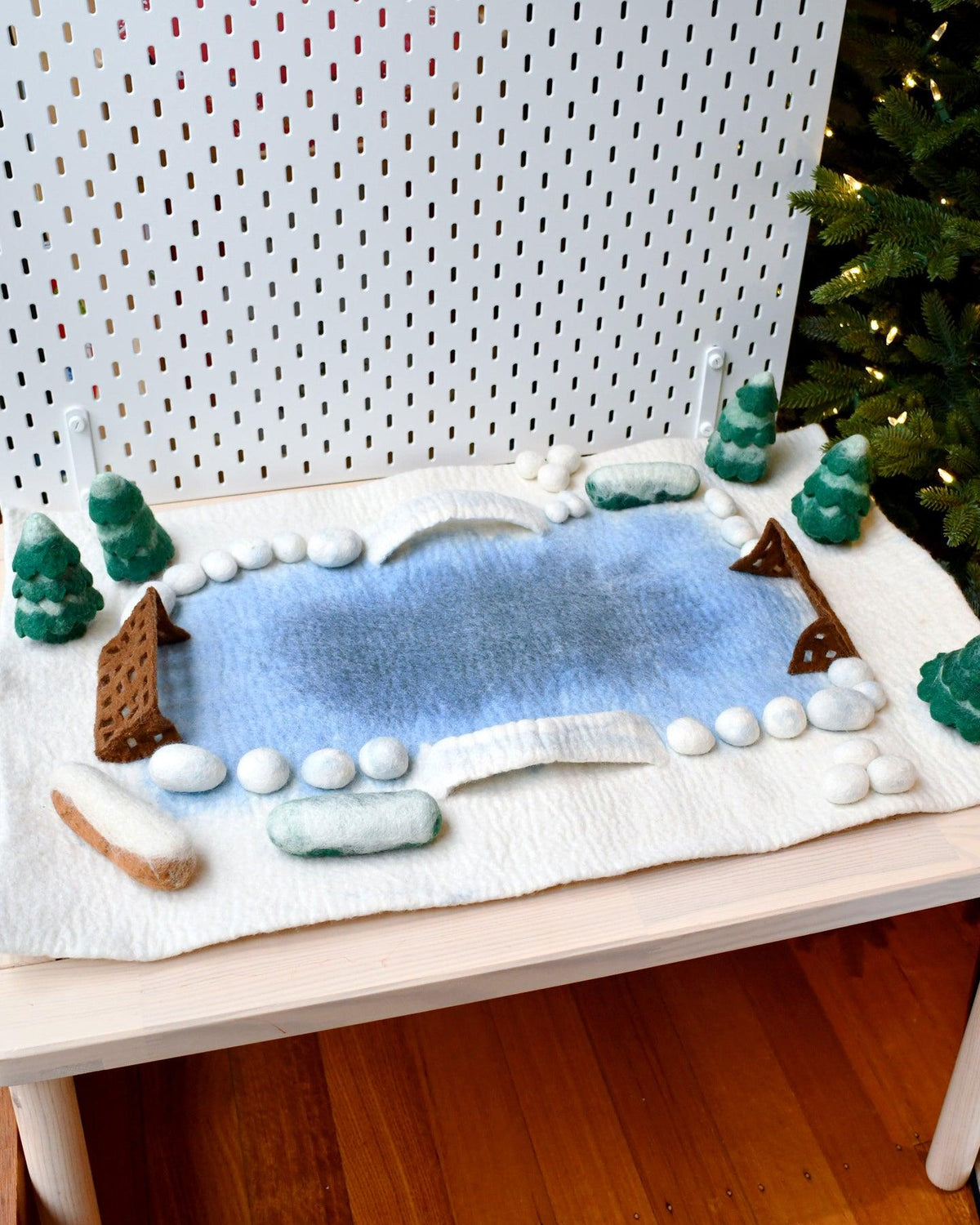 Felt Snow Ice Rink Play Mat Playscape – Tara Treasures