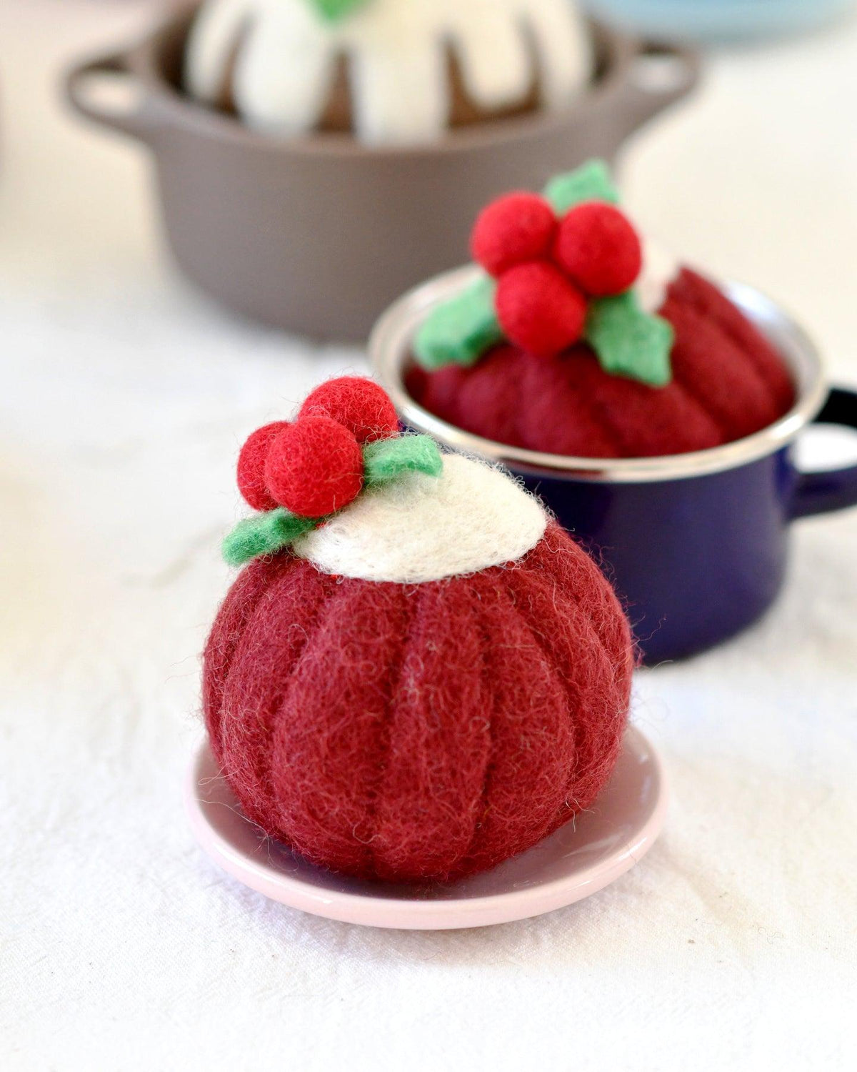 Felt Christmas Red Velvet Bundt Cake | Tara Treasures